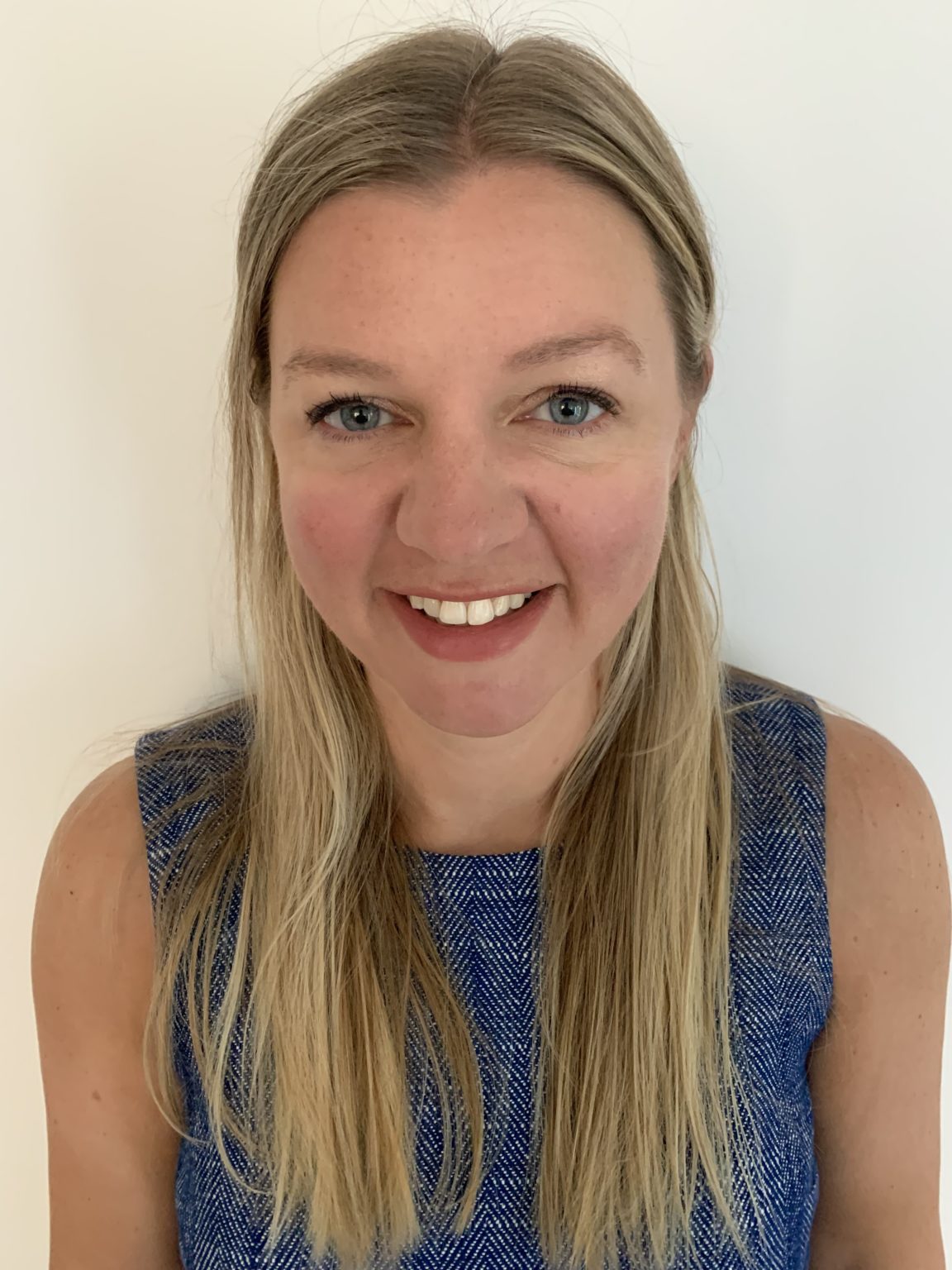 Elizabeth Huddlestone – EBPOM