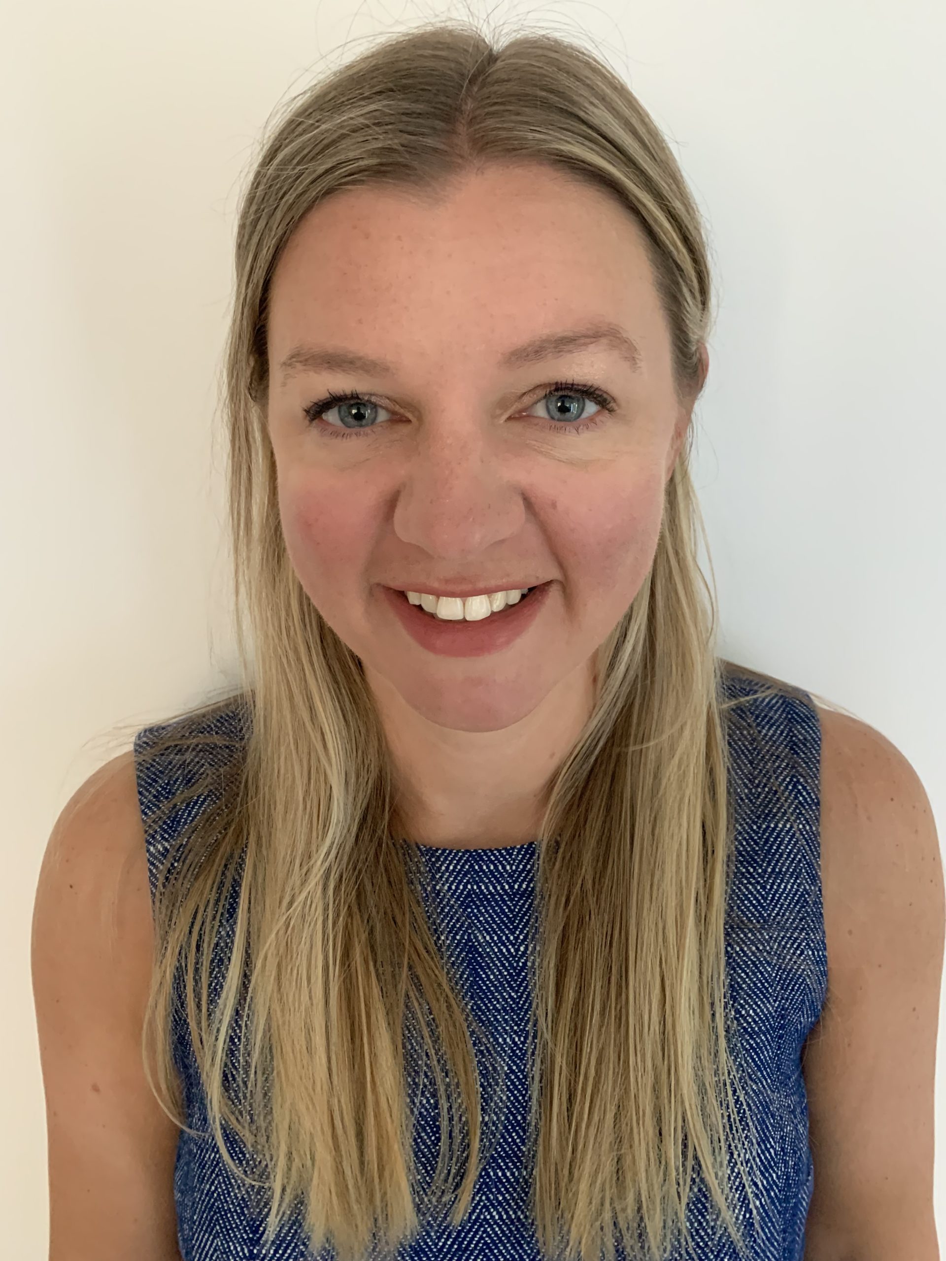 Elizabeth Huddlestone – EBPOM